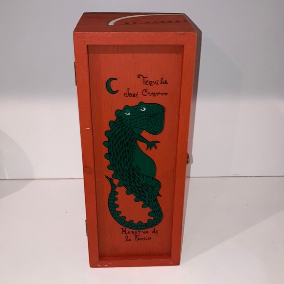 Jose Cuervo | Dining | 999 Jose Cuervo Reserva Art Box By Mexican ...